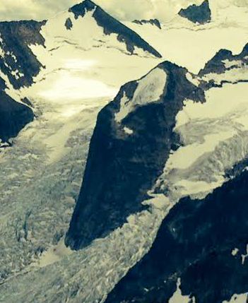 Hound's Tooth (mountain) Facts for Kids