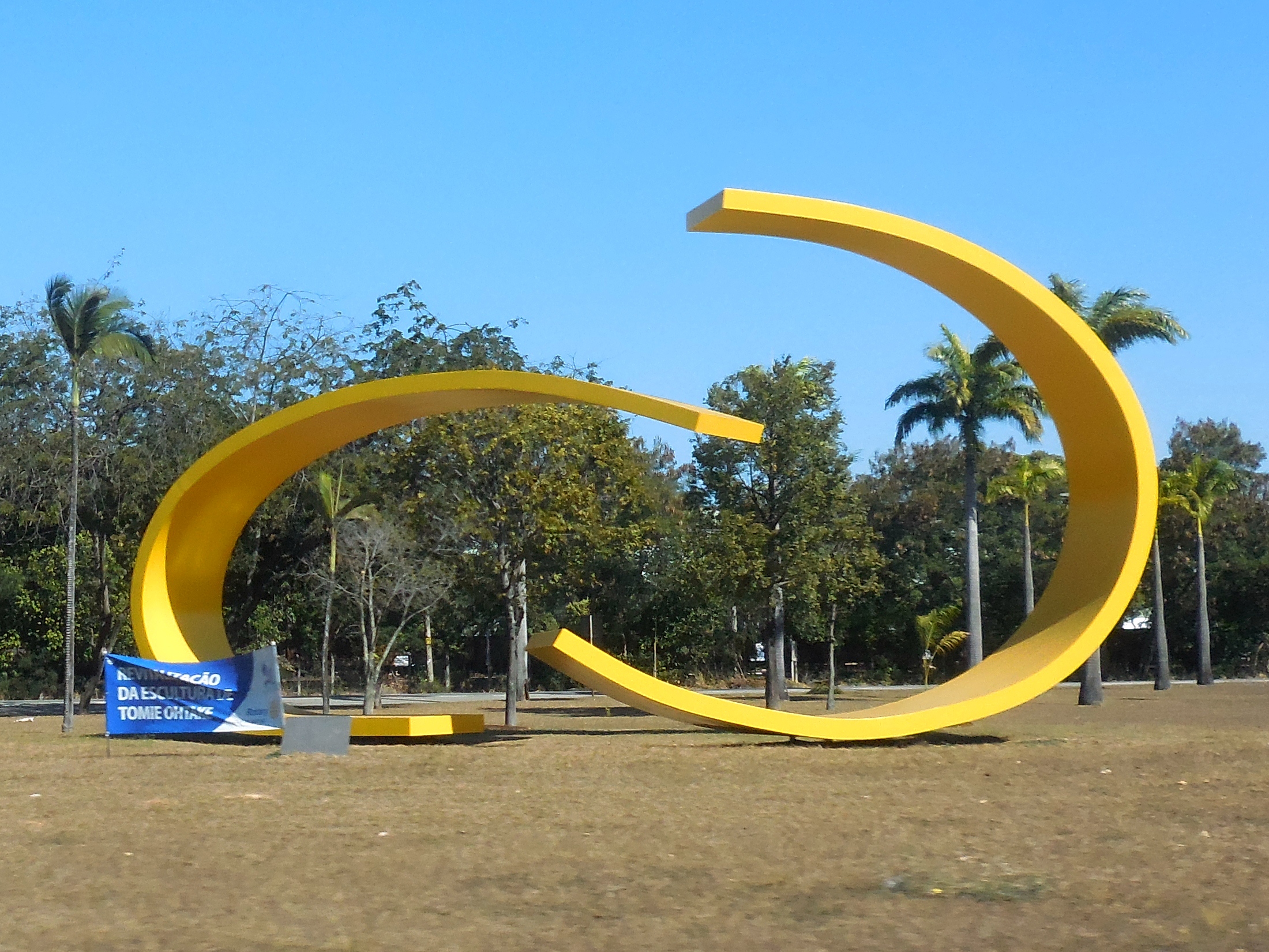 Image: Monumento Tomie Ohtake, Ipatinga MG