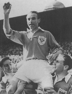 Stanley Matthews Facts for Kids