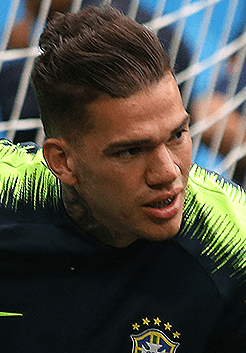Ederson (footballer, born 1993) Facts for Kids