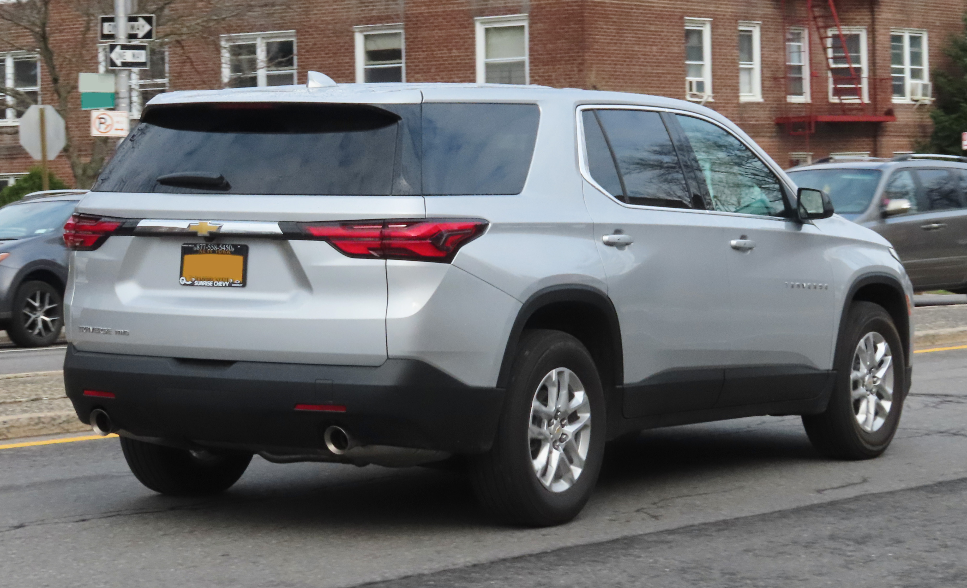 Image: 2022 Chevrolet Traverse LS (facelift), rear