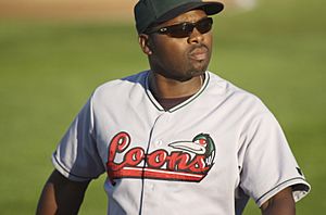 Garey Ingram Facts for Kids