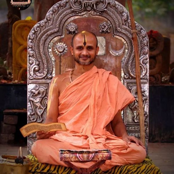 Image: Sri Sri Satyatma Tirtha Maharaj during Chaturmasya 2022 in ...