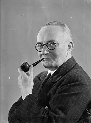 Christopher Stone (broadcaster) Facts for Kids