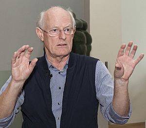 Tony Cragg Facts for Kids