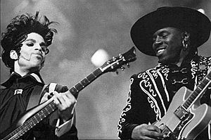 Levi Seacer Jr. Facts for Kids