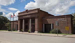 Runge, Texas Facts for Kids