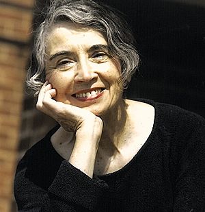 Carmen Gracia Facts for Kids