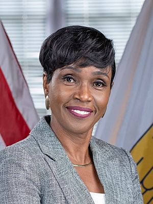 Denise George Facts for Kids