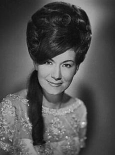 Dottie West Facts for Kids