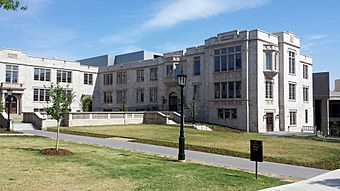 Gearhart Hall Facts for Kids