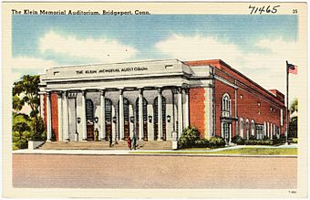Klein Memorial Auditorium Facts for Kids