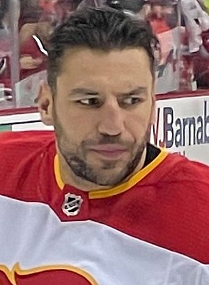 Milan Lucic Facts for Kids