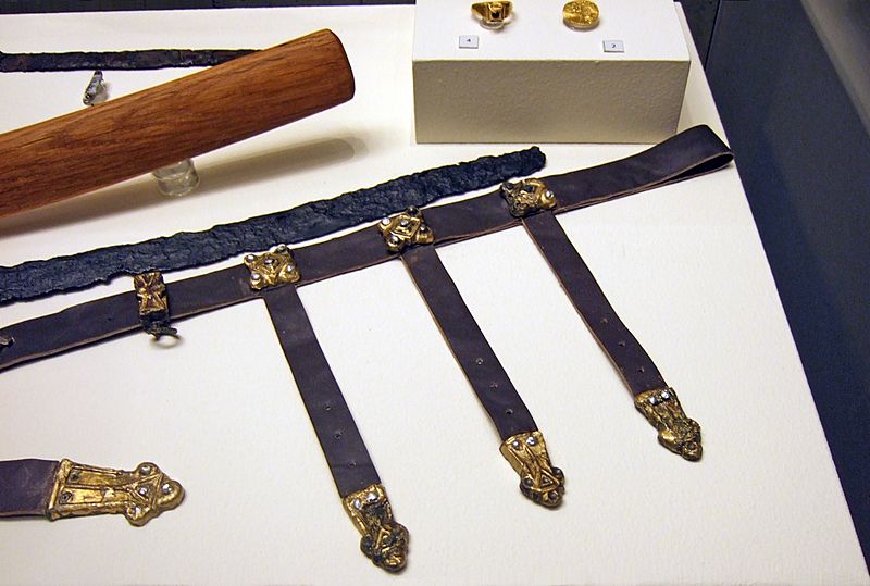 Image: Grave goods from the Avar cemetery of Gyenesdiás, Hungary ...