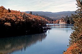 Lake Britton Facts for Kids