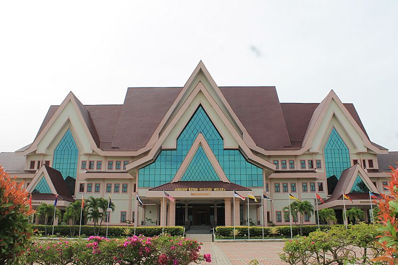 Image: Main building inside Seri Negeri Complex, Malacca