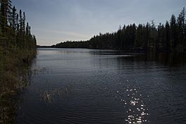 Holt Lake (Manitoba) Facts for Kids
