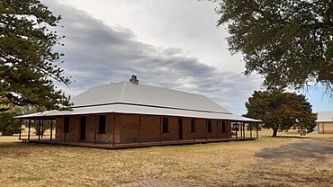 Halls Head, Western Australia Facts for Kids