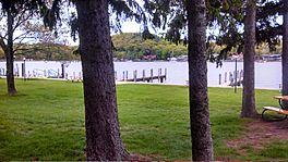 Pentwater Lake Facts for Kids