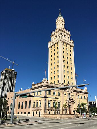 Freedom Tower (Miami) Facts for Kids