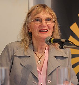 Lydia Foy Facts for Kids