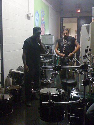 Mike Smith (drummer) Facts for Kids