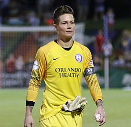 Ashlyn Harris Facts for Kids