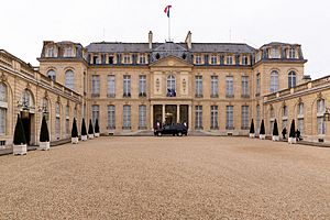 Paris Facts for Kids