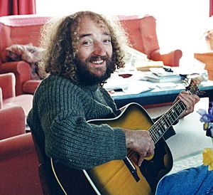 Vin Garbutt Facts for Kids