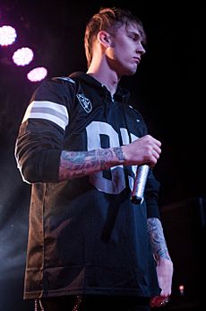 Machine Gun Kelly (musician) Facts for Kids