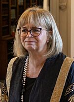 Elish Angiolini Facts for Kids