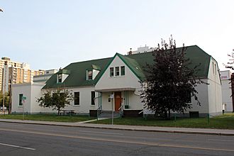 Land Titles Building – Victoria Armoury Facts for Kids