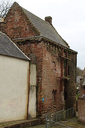 Mauchline Castle Facts for Kids