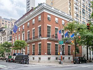 Knickerbocker Club Facts for Kids