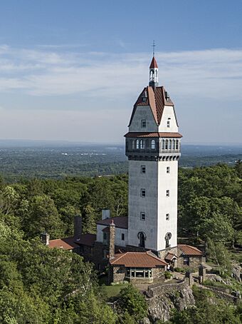 Heublein Tower Facts for Kids
