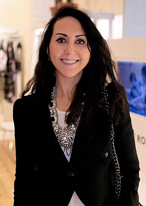 Liz Jones Facts for Kids