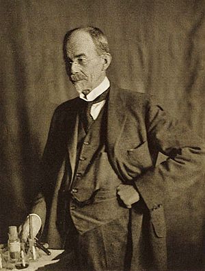 John Jacob Abel Facts for Kids