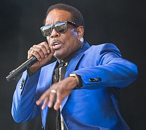 Charlie Wilson (singer) Facts for Kids