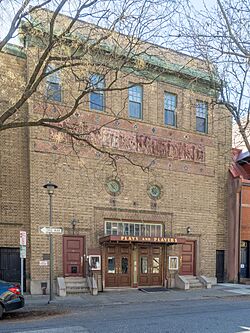 Plays and Players Theatre Facts for Kids