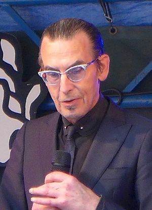 Jules Deelder Facts for Kids