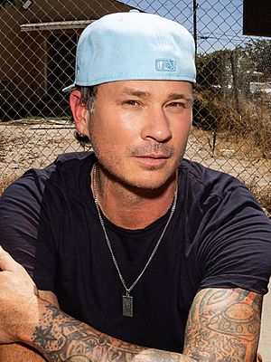 Tom DeLonge Facts for Kids