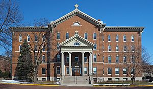 Derham Hall and Our Lady of Victory Chapel Facts for Kids