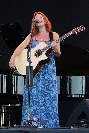 Sarah McLachlan Facts for Kids