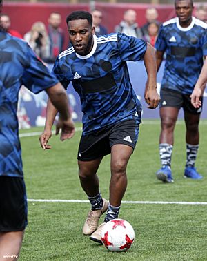Jay-Jay Okocha Facts for Kids