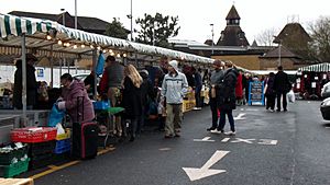 Barnet Market Facts for Kids