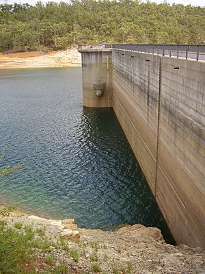 Victoria Dam (Western Australia) Facts for Kids