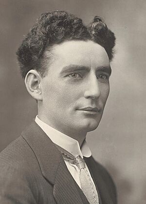 Michael Considine Facts for Kids