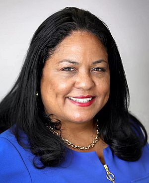 Heather Hutt Facts for Kids