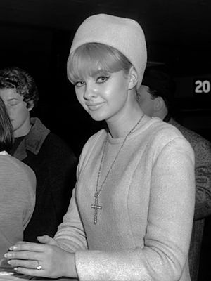 Mandy Rice-Davies Facts for Kids