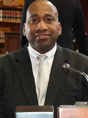 Russell Holmes Facts for Kids